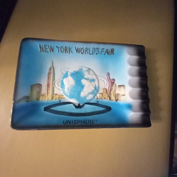 corp Unisphere 1961 | Accents | Vintage 964 Ny Worlds Fair Ceramic Tray ...